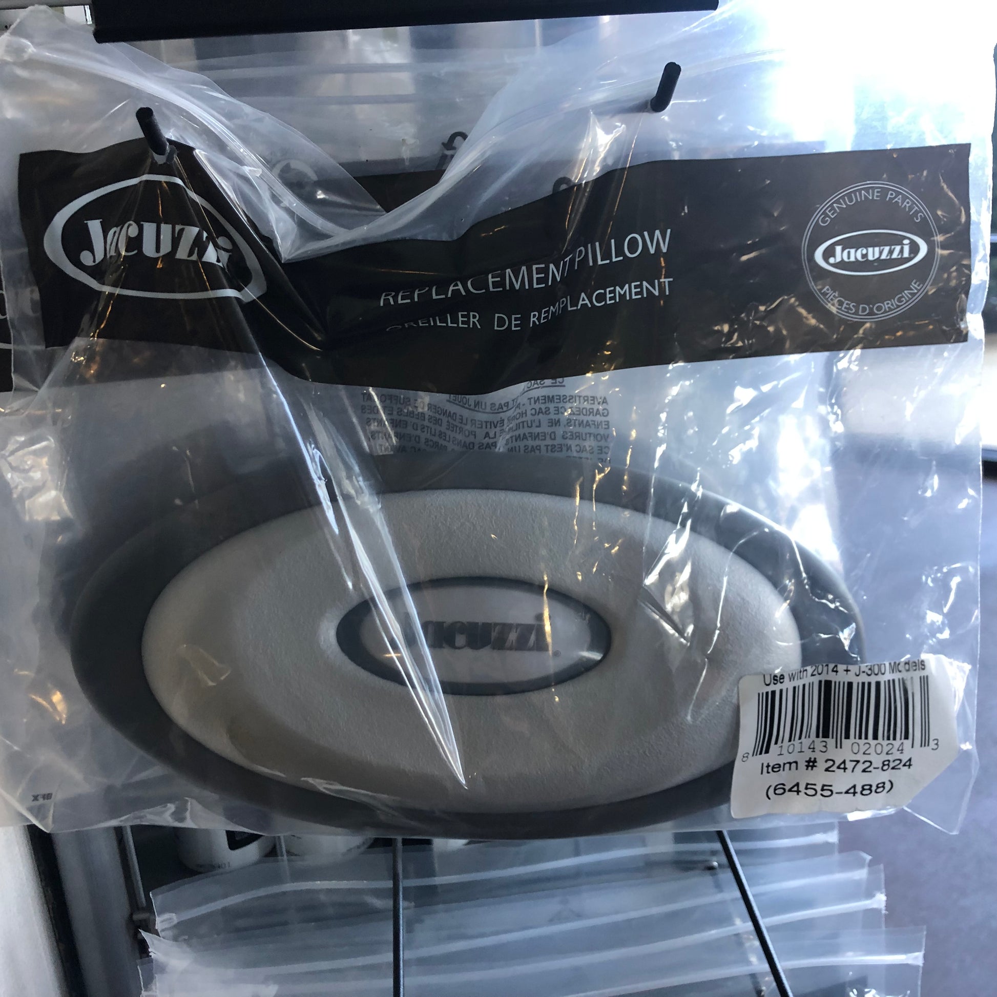 Jacuzzi® J-300 Hot Tub Pillow 2472-824 (2014-2019) – CALWEST