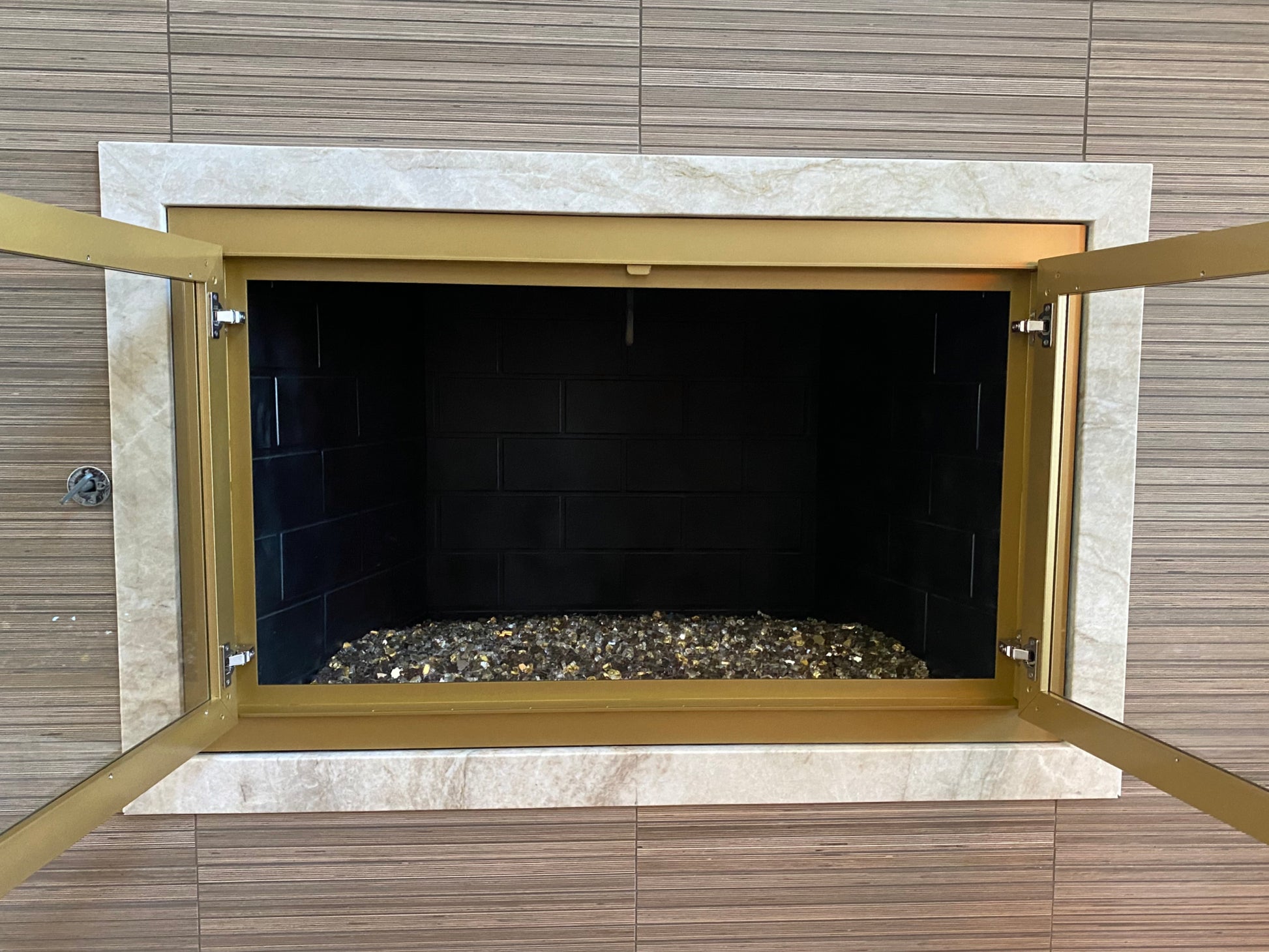 West Hollywood Modern Fireplace Doors - Satin Gold – CALWEST