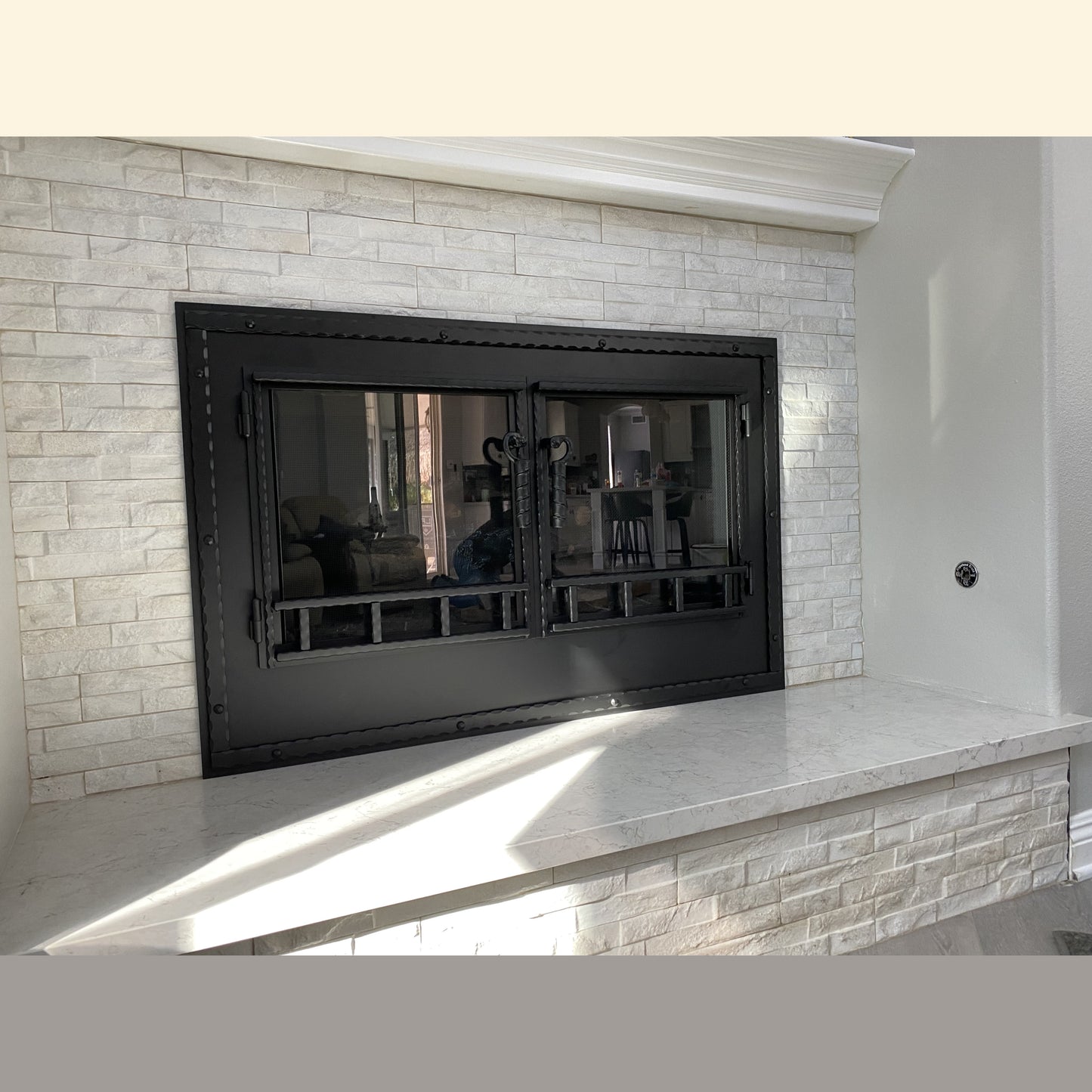 Thor Traditional Fireplace Doors - Textured Black – CALWEST